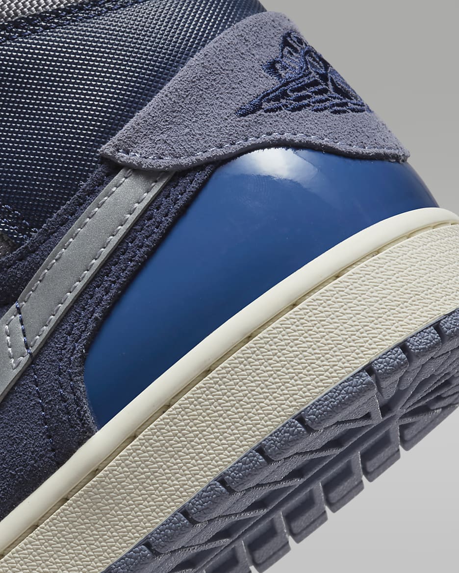 Air Jordan 1 Mid SE Craft Men's Shoes. Nike IN