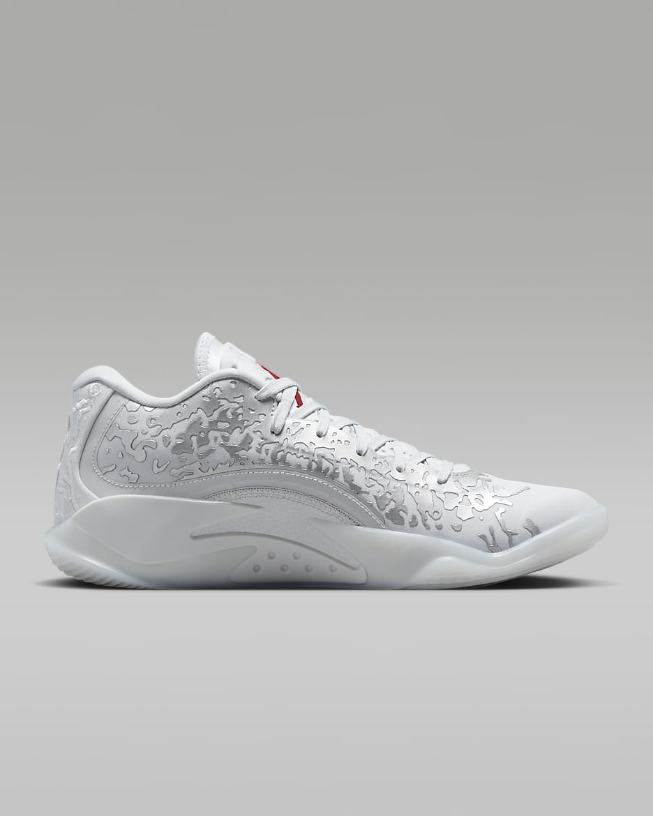 Zion 3 PF "Liquid Metal" 籃球鞋。Nike TW
