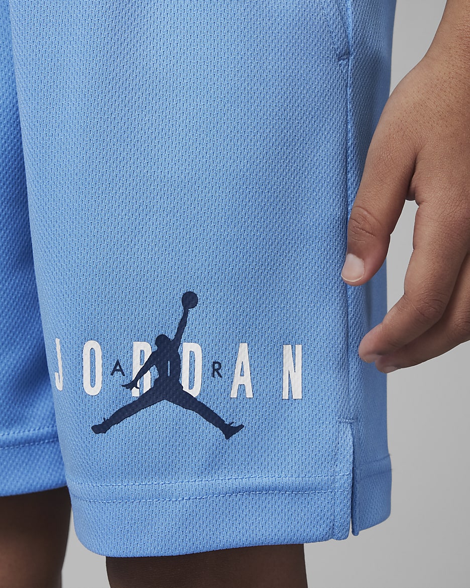 Jordan Essentials Little Kids' Graphic Mesh Shorts. Nike.com