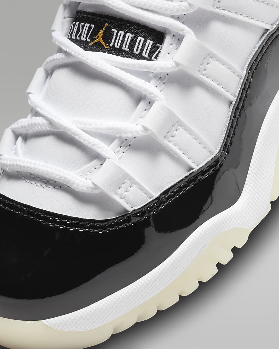 Air Jordan 11 Retro Younger Kids' Shoes. Nike IN