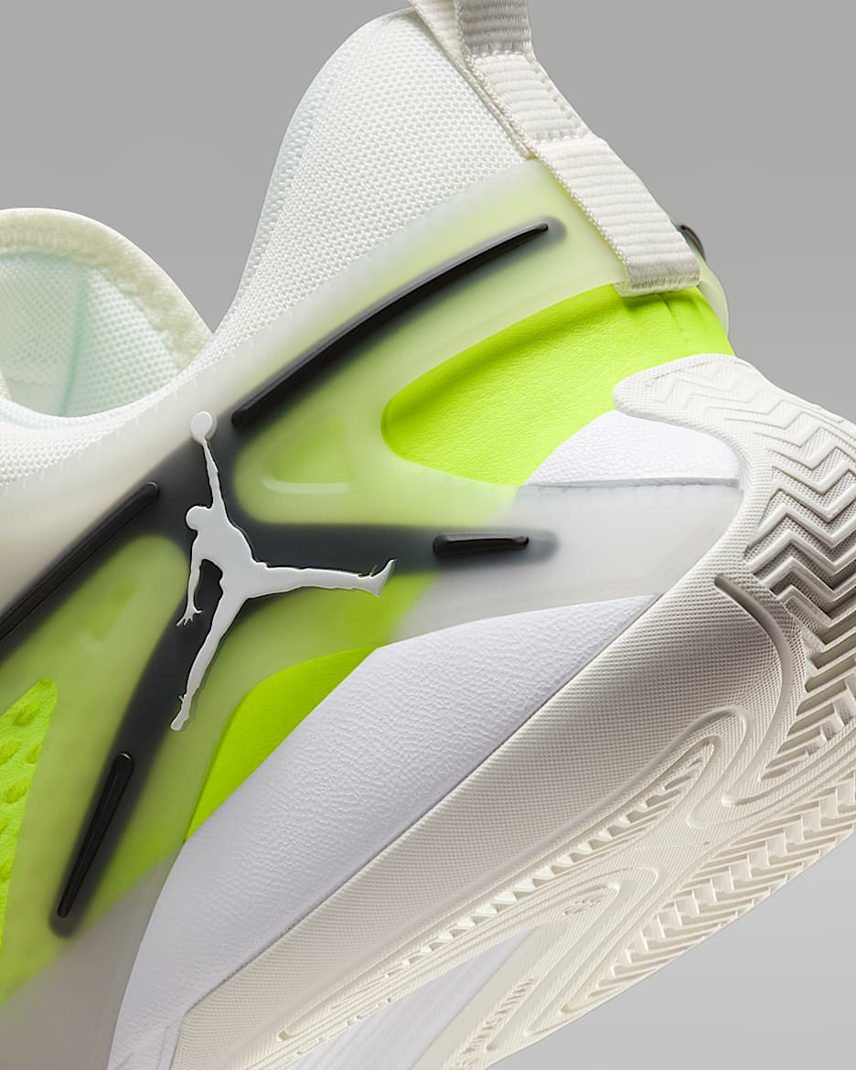 Jordan Heir Series PF 'White/Black Volt' Basketball Shoes. Nike IN