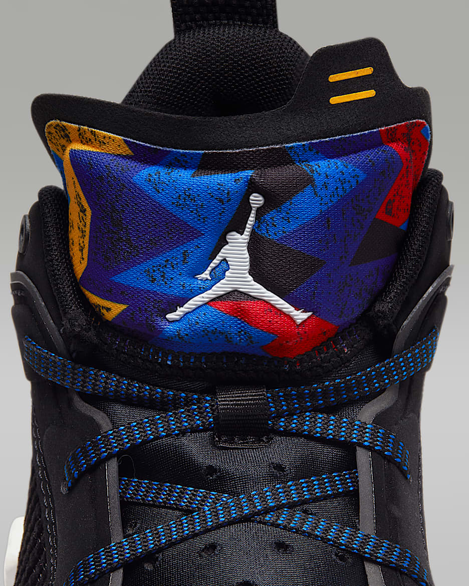 Air Jordan XXXVII Low Basketball Shoes. Nike SI