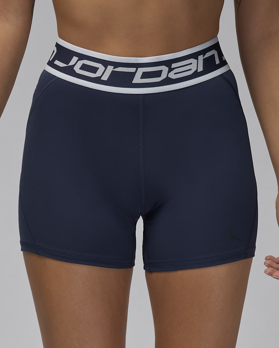 Γυναικείο σορτς Jordan Sport 13 cm. Nike GR