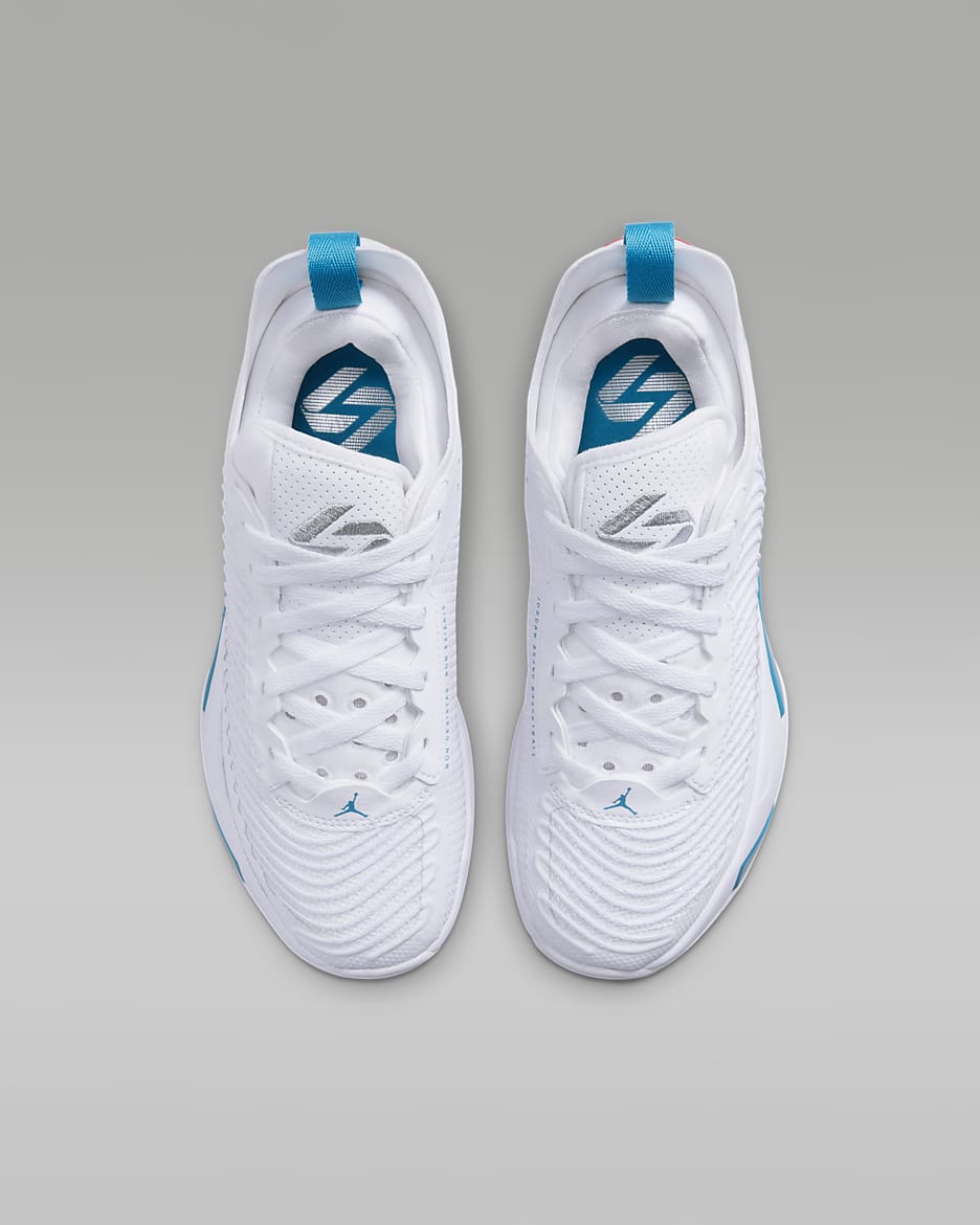 Luka 1 Older Kids' Basketball Shoes. Nike MY