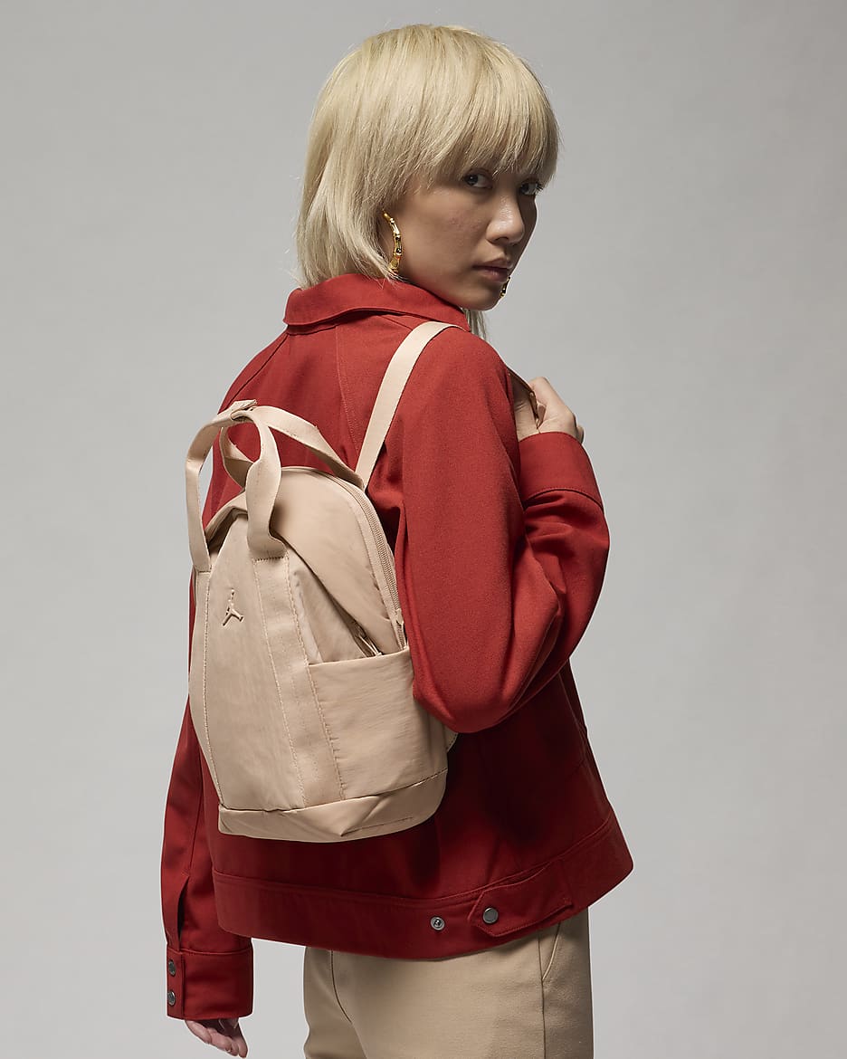 Jordan Alpha Mini Backpack (9L). Nike PT
