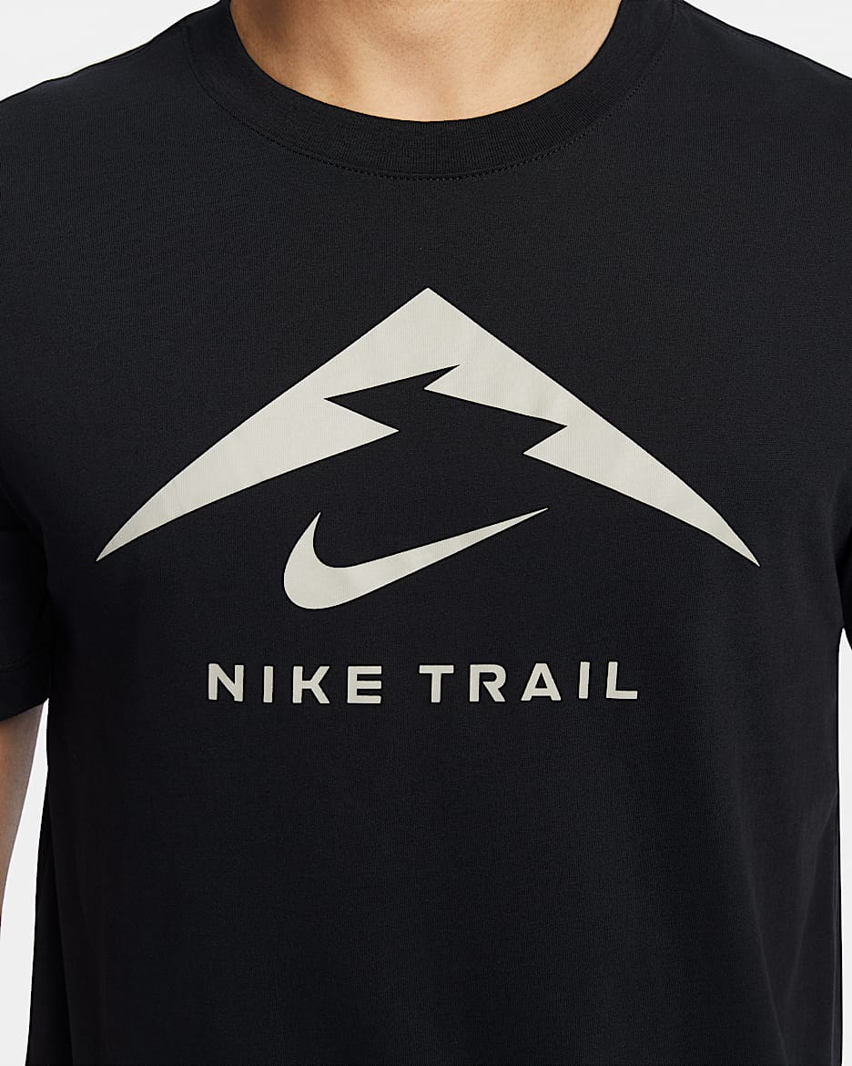 Nike Dri-FIT Men's Trail Running T-Shirt. Nike IN