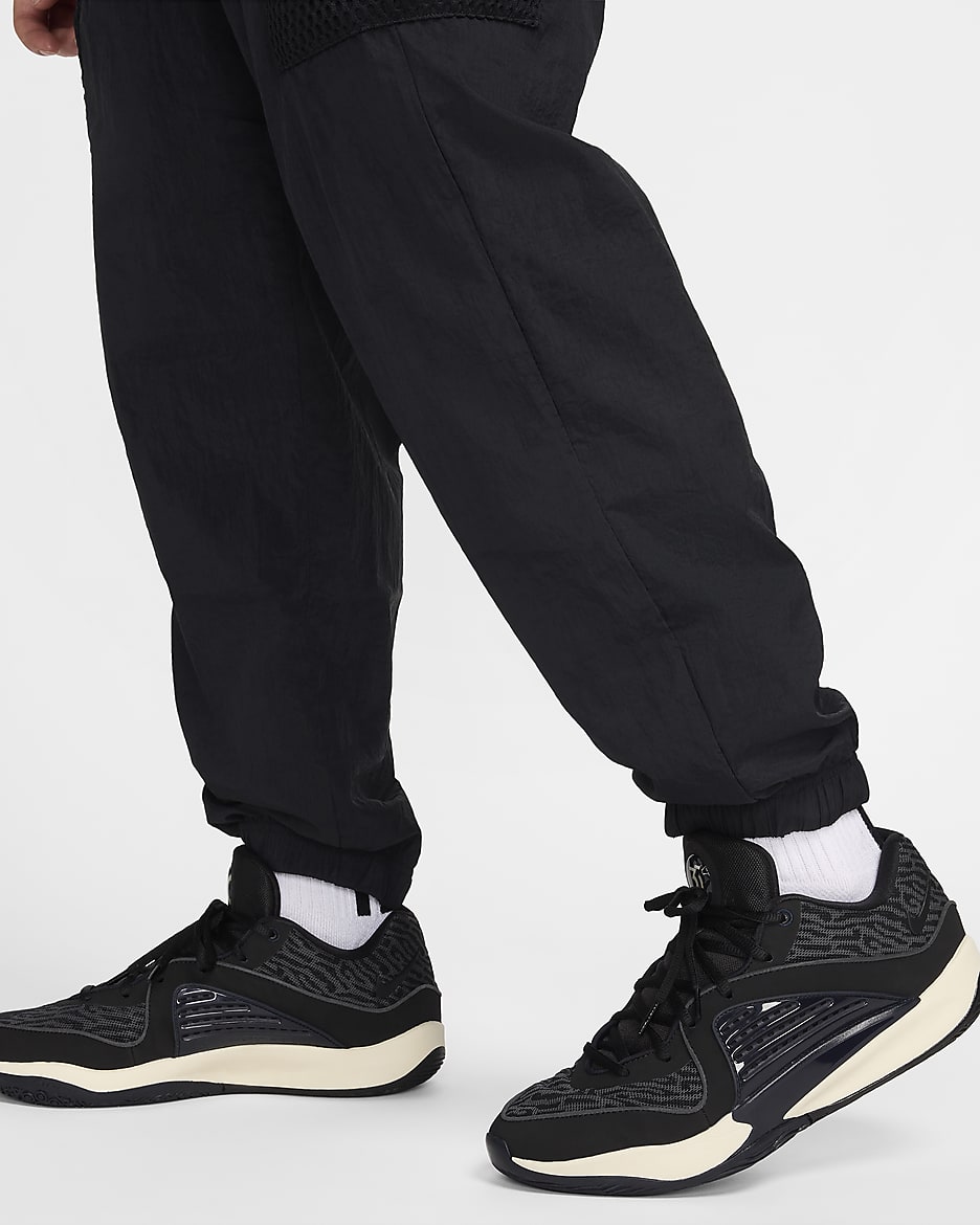 Nike DNA Men's Repel Woven Basketball Cargo Trousers. Nike DK