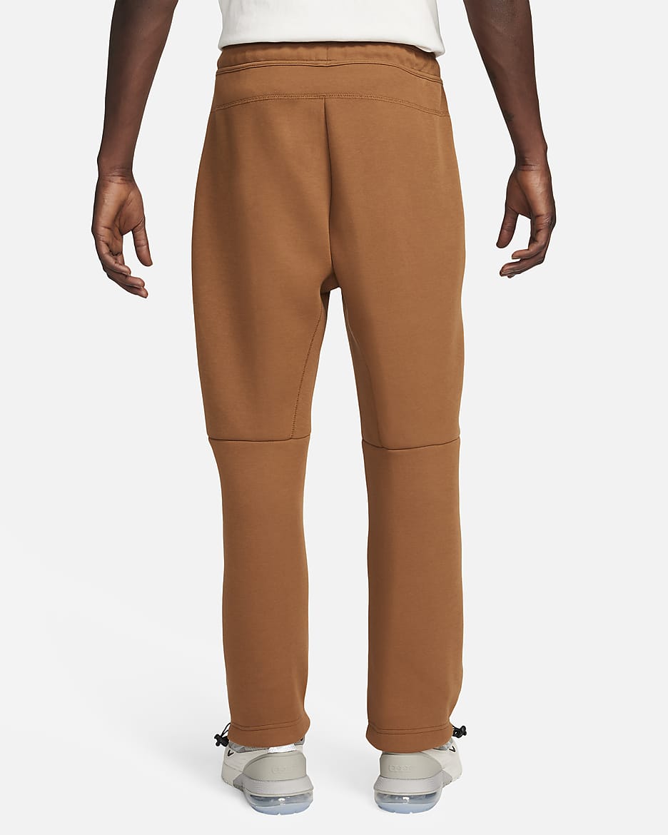 Nike Sportswear Tech Fleece Men's Open-Hem Tracksuit Bottoms. Nike IL
