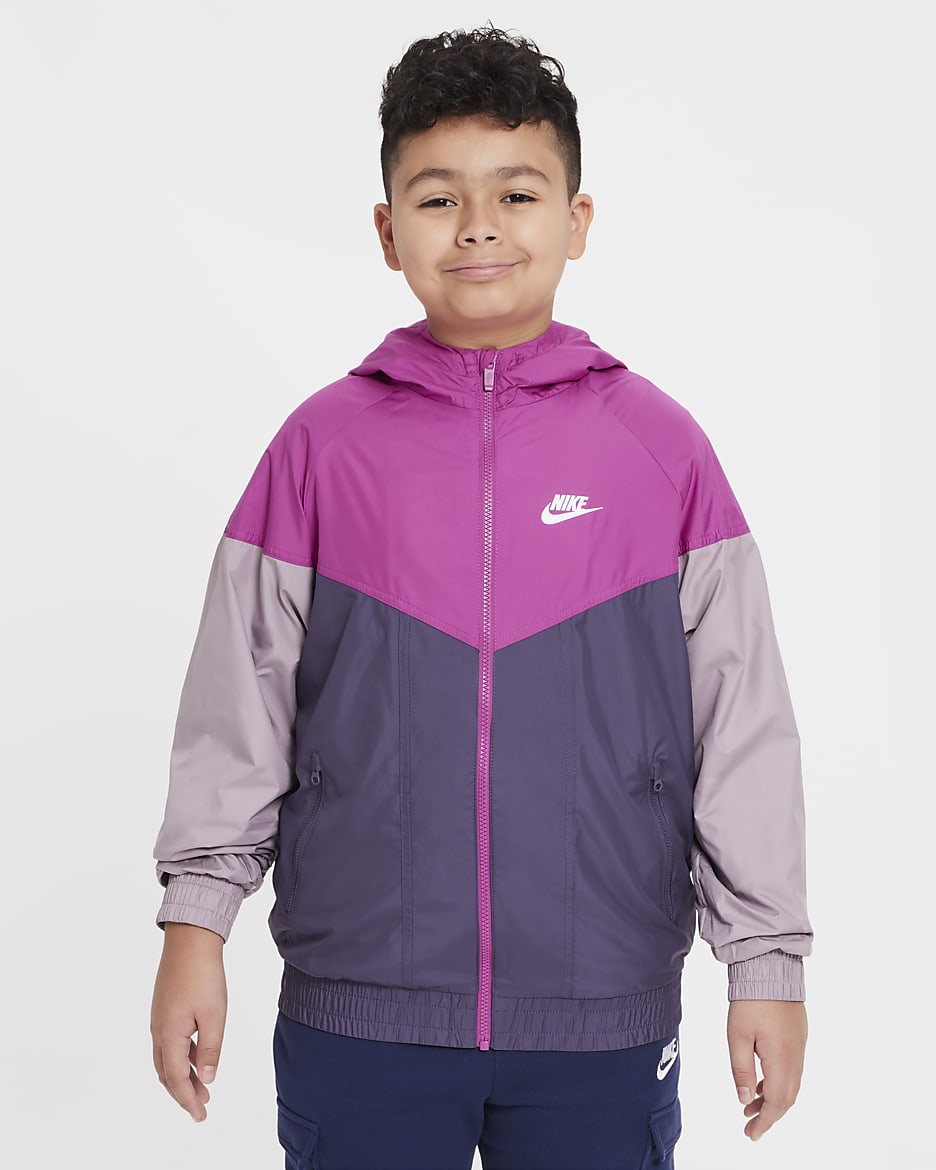 Nike Sportswear Windrunner Chamarra Repel con gorro para niños (talla amplia). Nike.com
