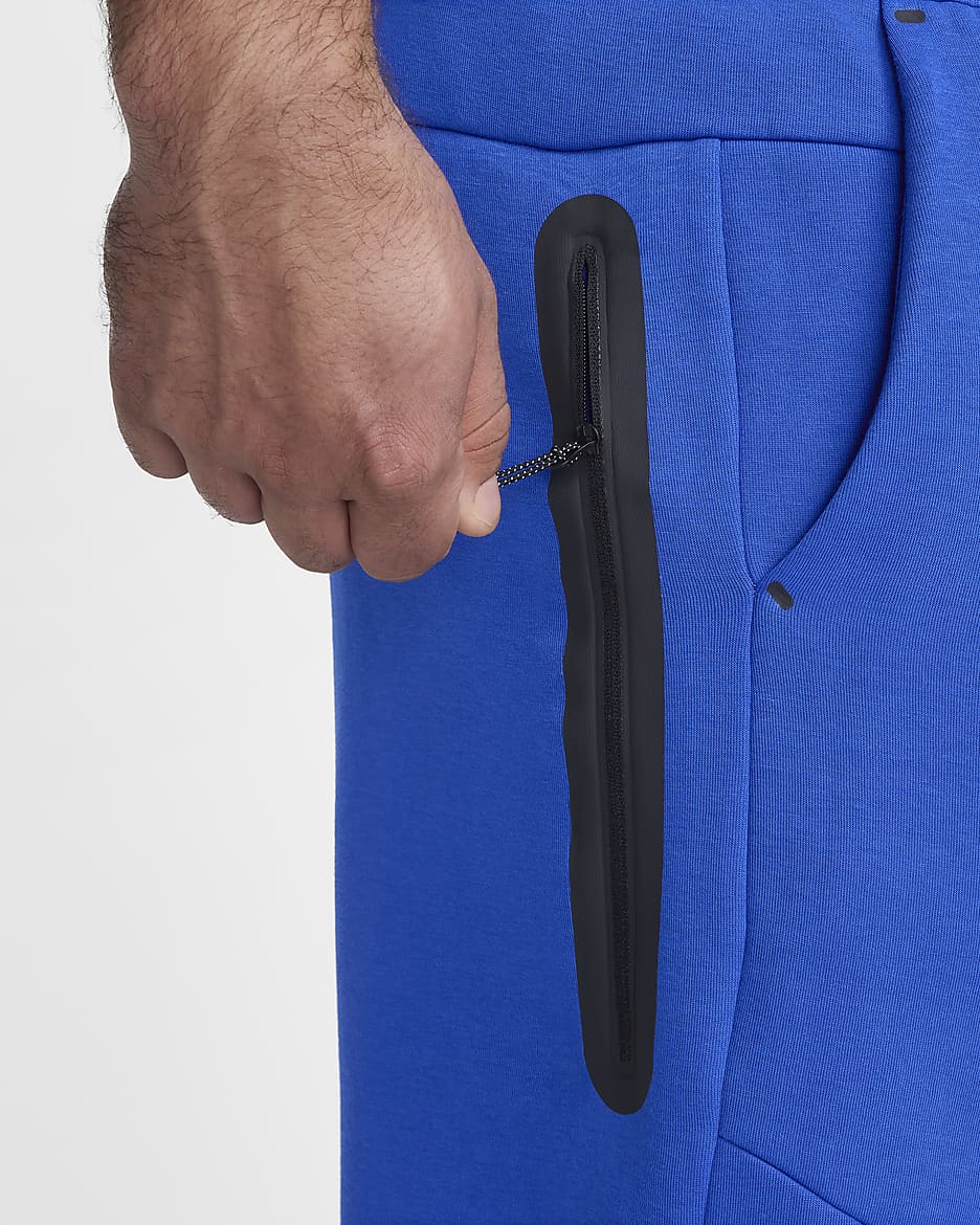 Nike Tech Men's Fleece Joggers. Nike RO