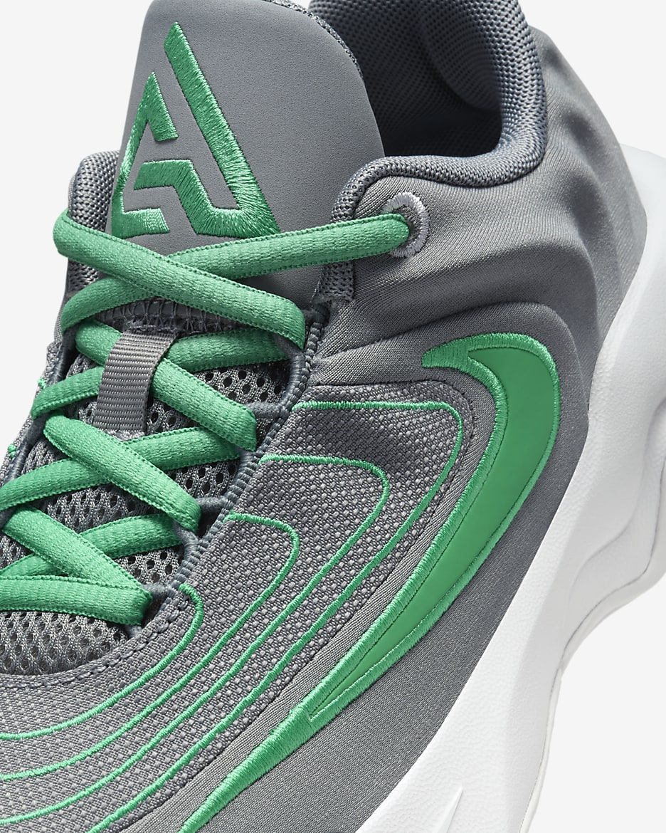 Giannis Immortality 4 Big Kids' Basketball Shoes. Nike.com