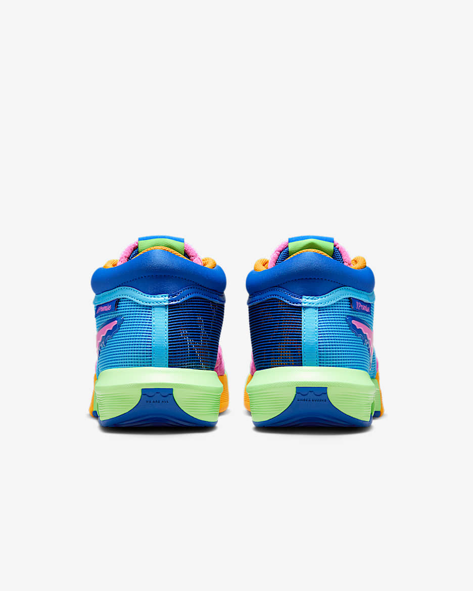 Tenis de básquetbol LeBron Witness 8 "I Promise School". Nike.com