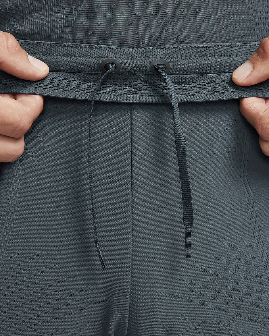 F.C. Barcelona Strike Elite Men's Nike Dri-FIT ADV Knit Football Shorts. Nike RO