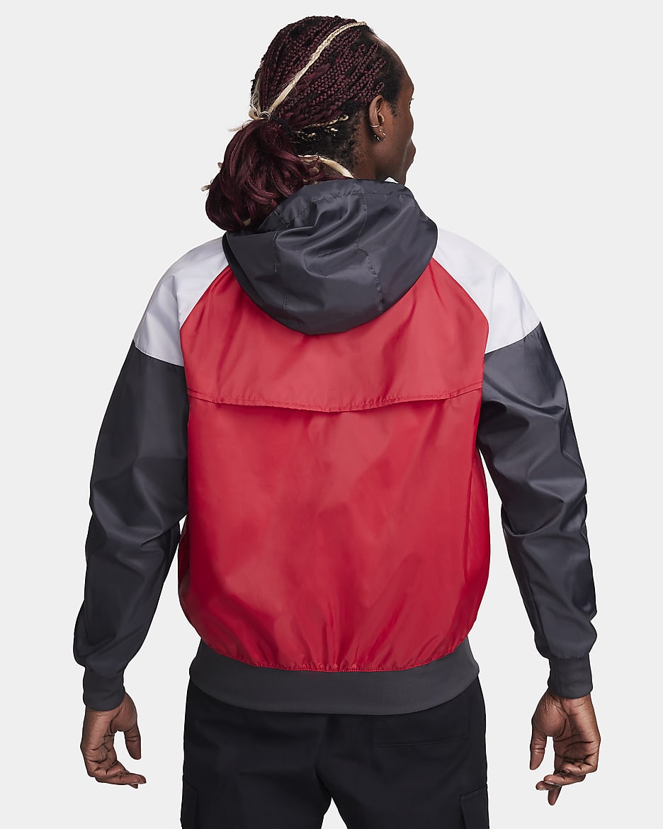 Liverpool F.C. Sport Essentials Windrunner Men's Nike Football Hooded ...