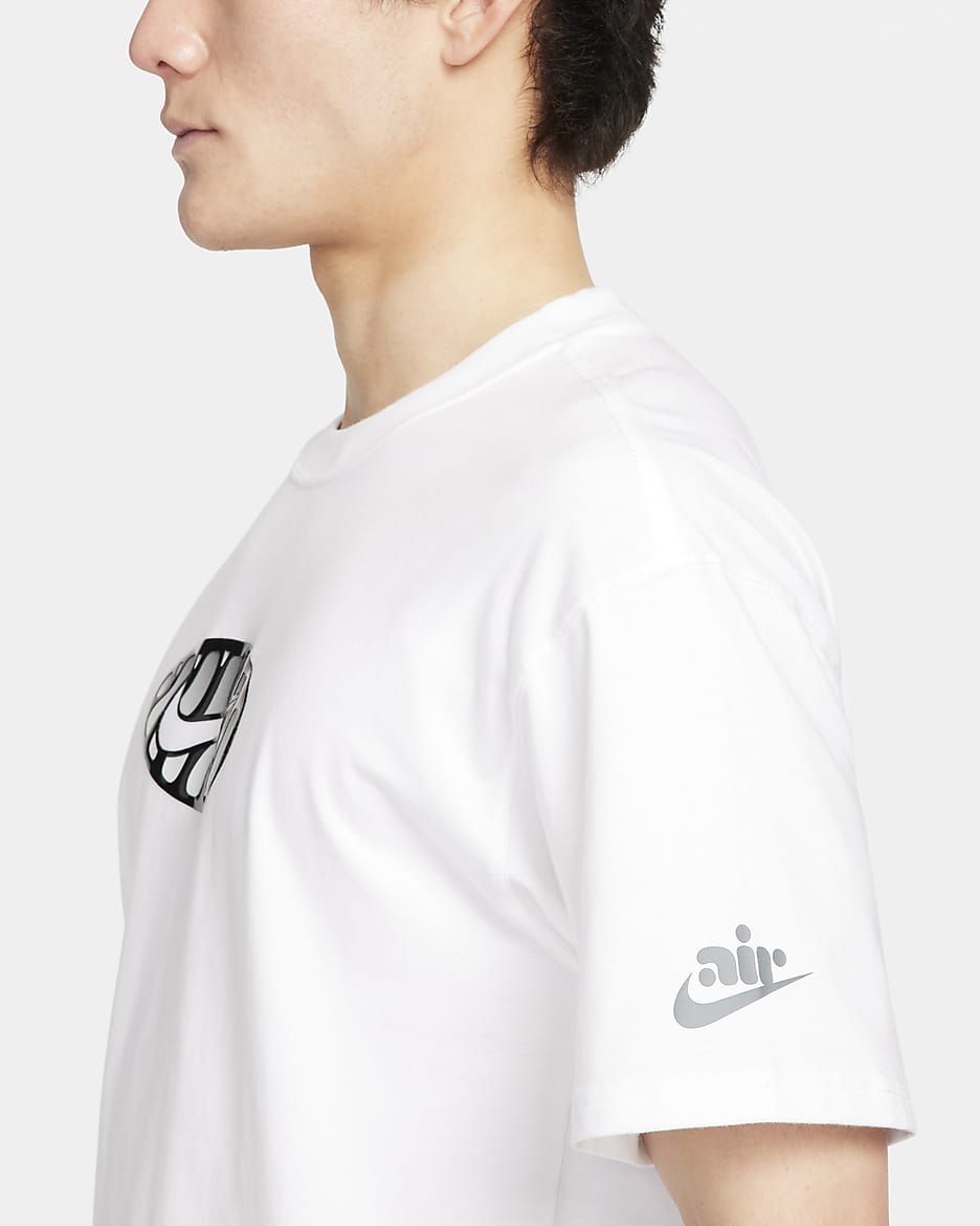 Nike Sportswear Max90 T-Shirt. Nike SG