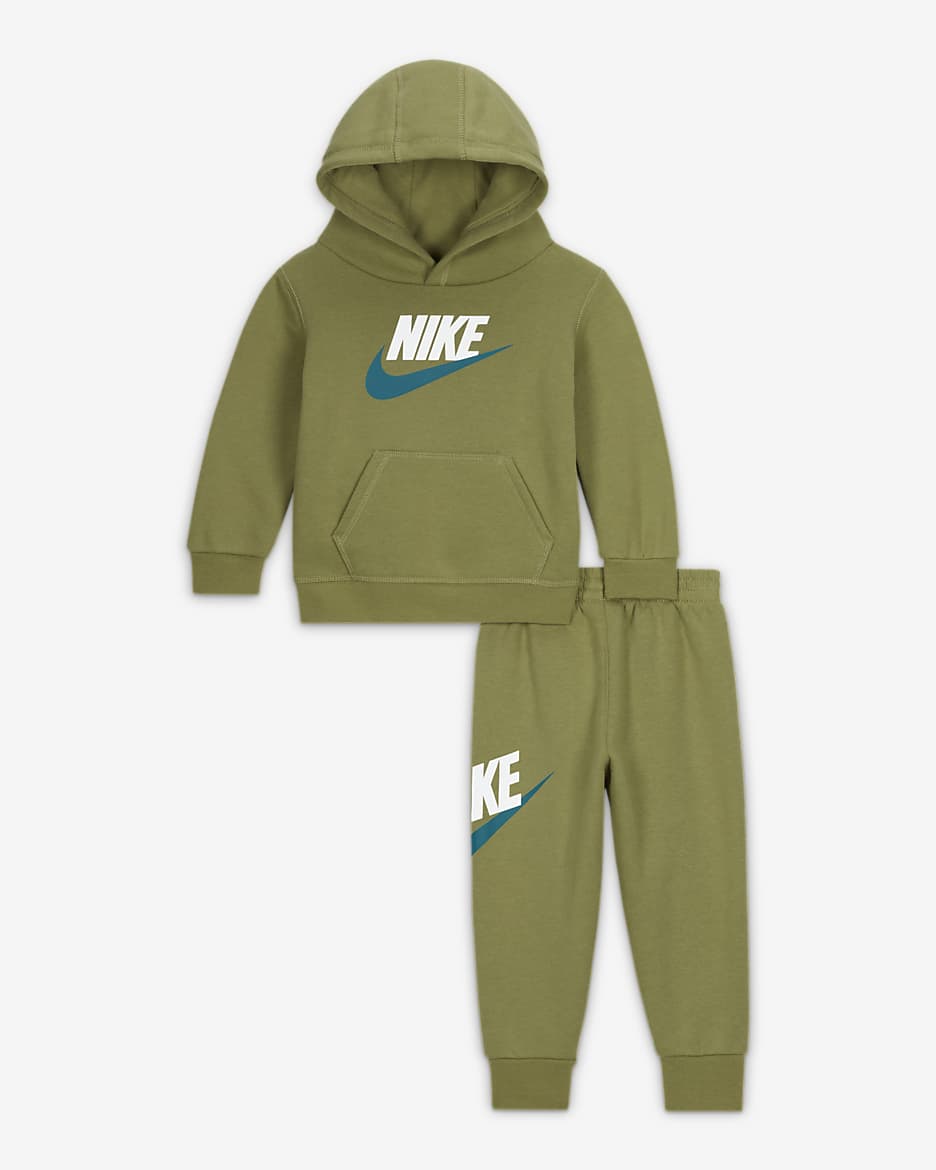 Conjunto de sudadera con capucha y pantalones de entrenamiento Nike ...