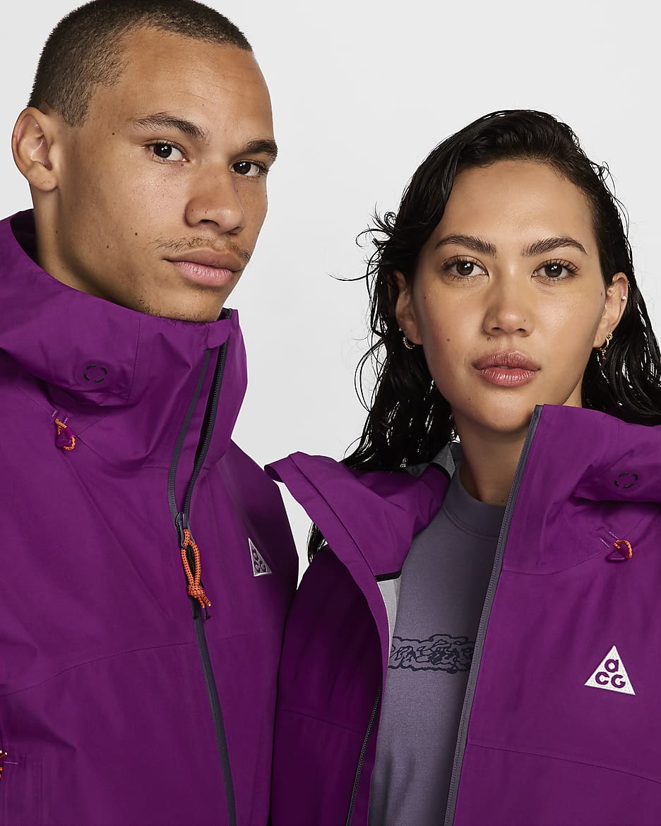 Nike ACG "Misery Ridge" Storm-FIT ADV GORE-TEX Jacket. Nike.com