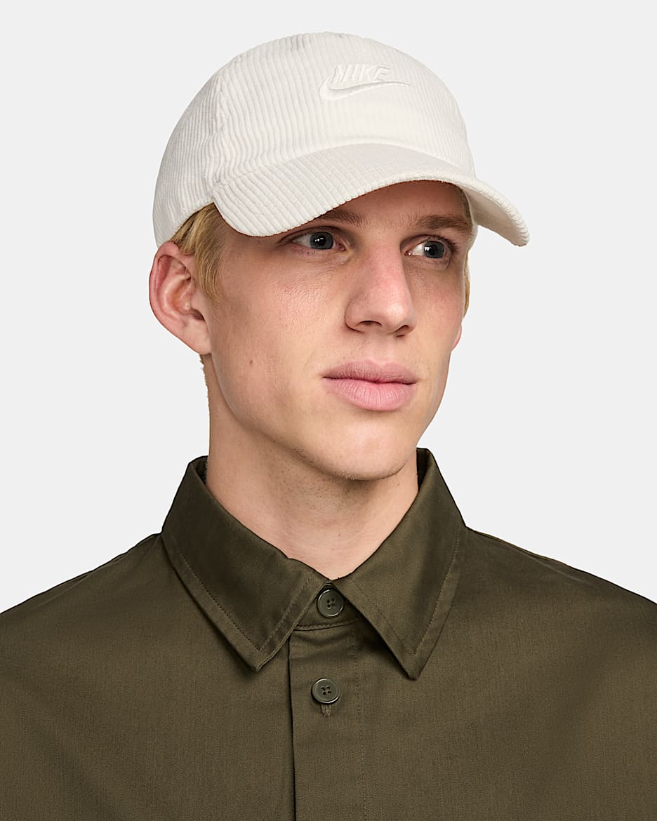 Nike Club Cap Unstructured Corduroy Cap. Nike HU