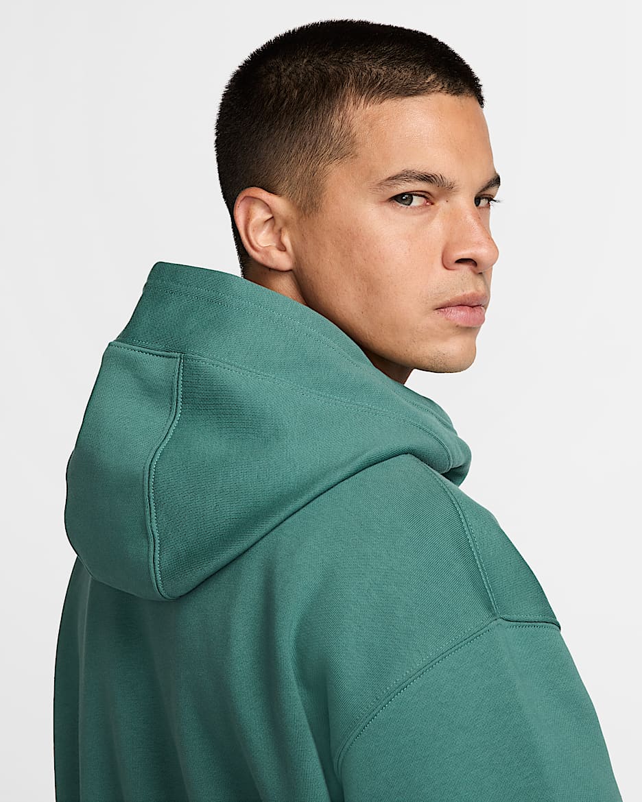 Haut d'hiver Nike Therma-FIT Liverpool FC Tech Pack pour homme. Nike CA