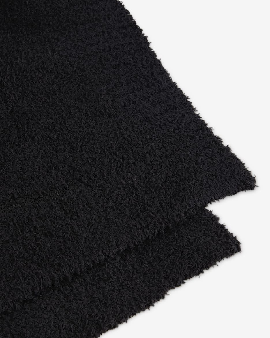 Nike Sportswear Phoenix Cozy Bouclé Oversized Knit Blanket. Nike.com