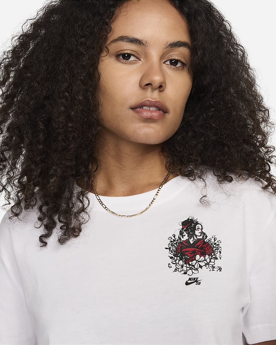 Nike SB x Sky Brown Women's Cropped Skate T-Shirt. Nike SK