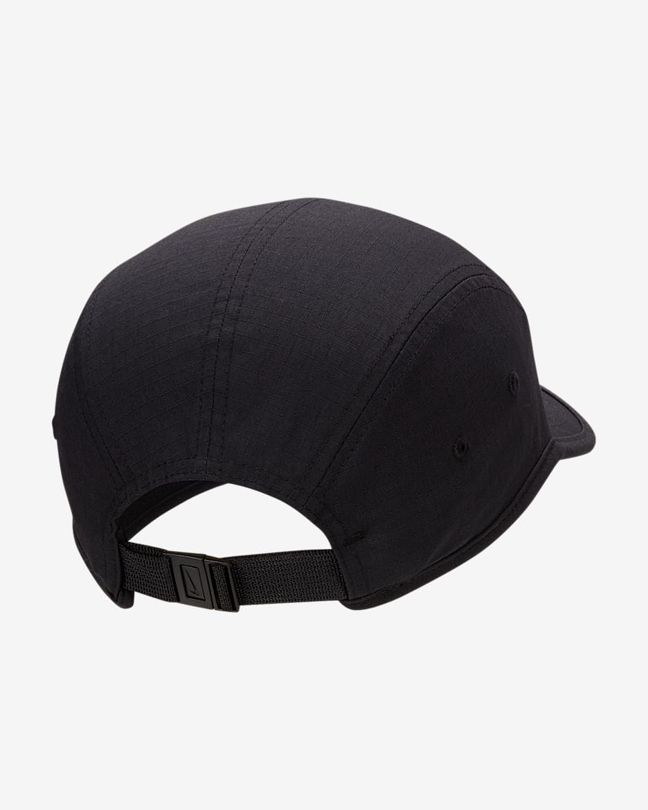 Nike Fly Unstructured Futura Cap. Nike IN