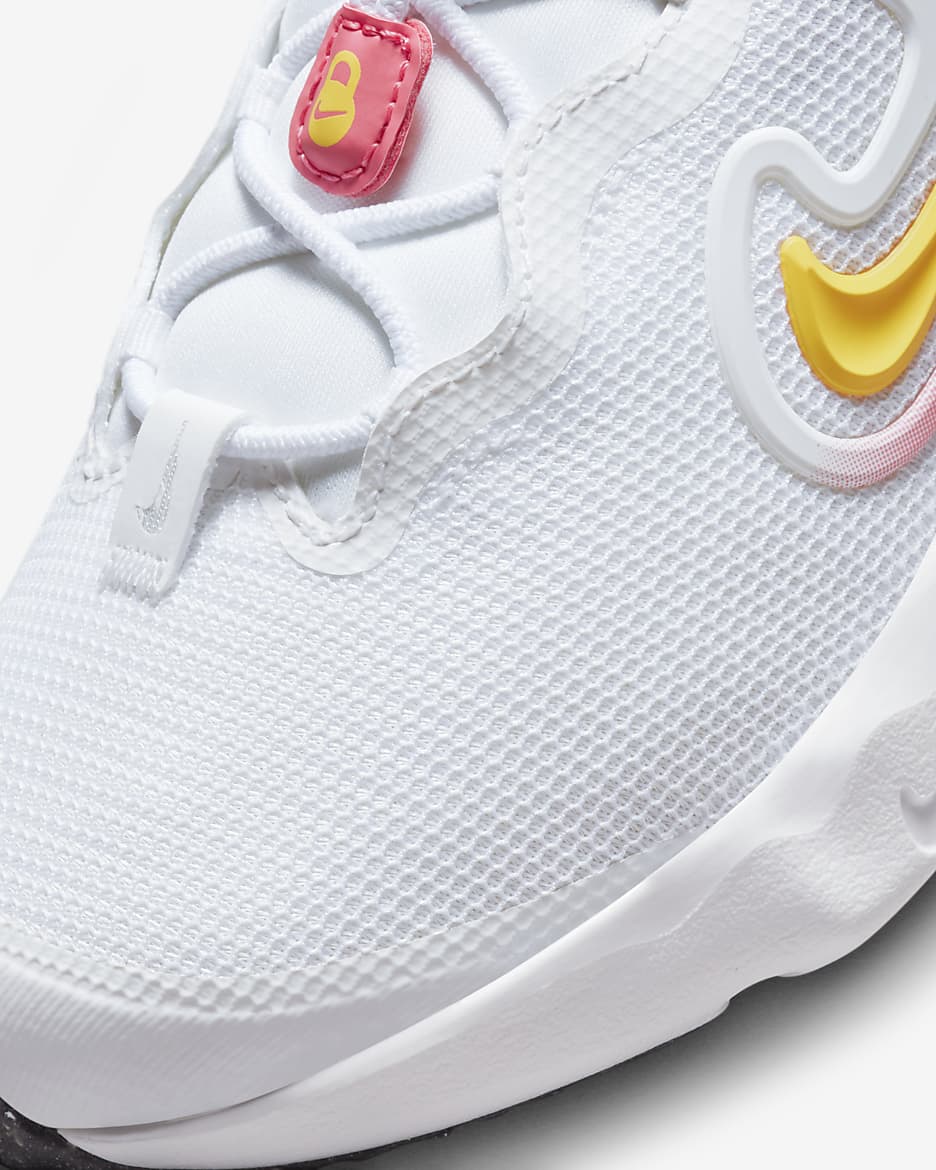 Nike Run Flow Younger Kids' Easy On/Off Shoes. Nike IN