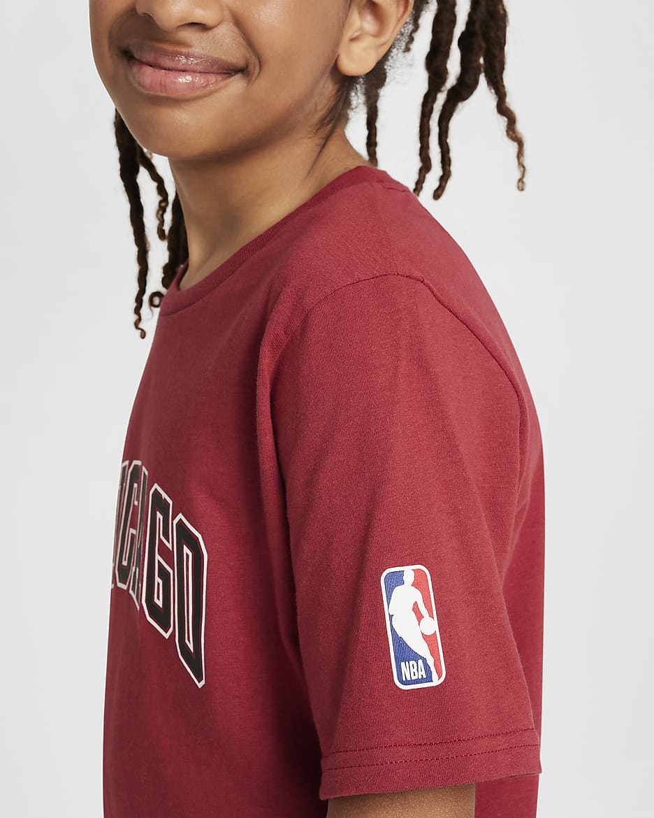 Chicago Bulls City Edition Nike NBA emblémás póló nagyobb gyerekeknek. Nike HU
