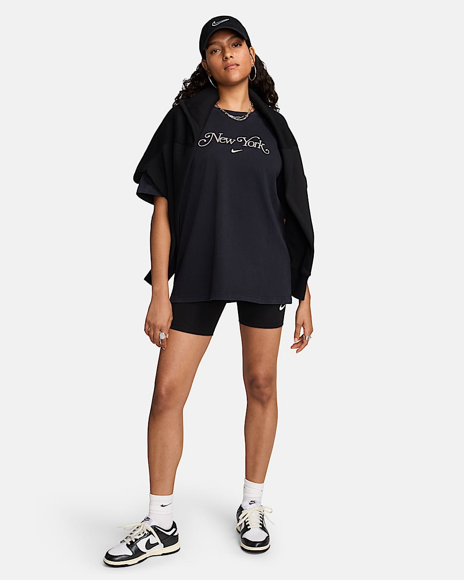 Playera para mujer Nike Sportswear Essential. Nike.com