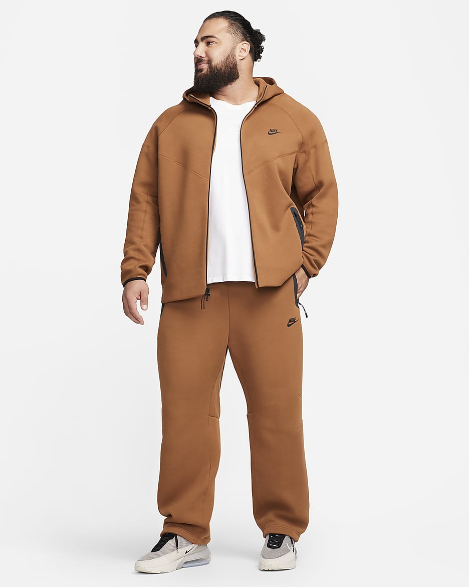 Nike Sportswear Tech Fleece Men's Open-Hem Tracksuit Bottoms. Nike IL