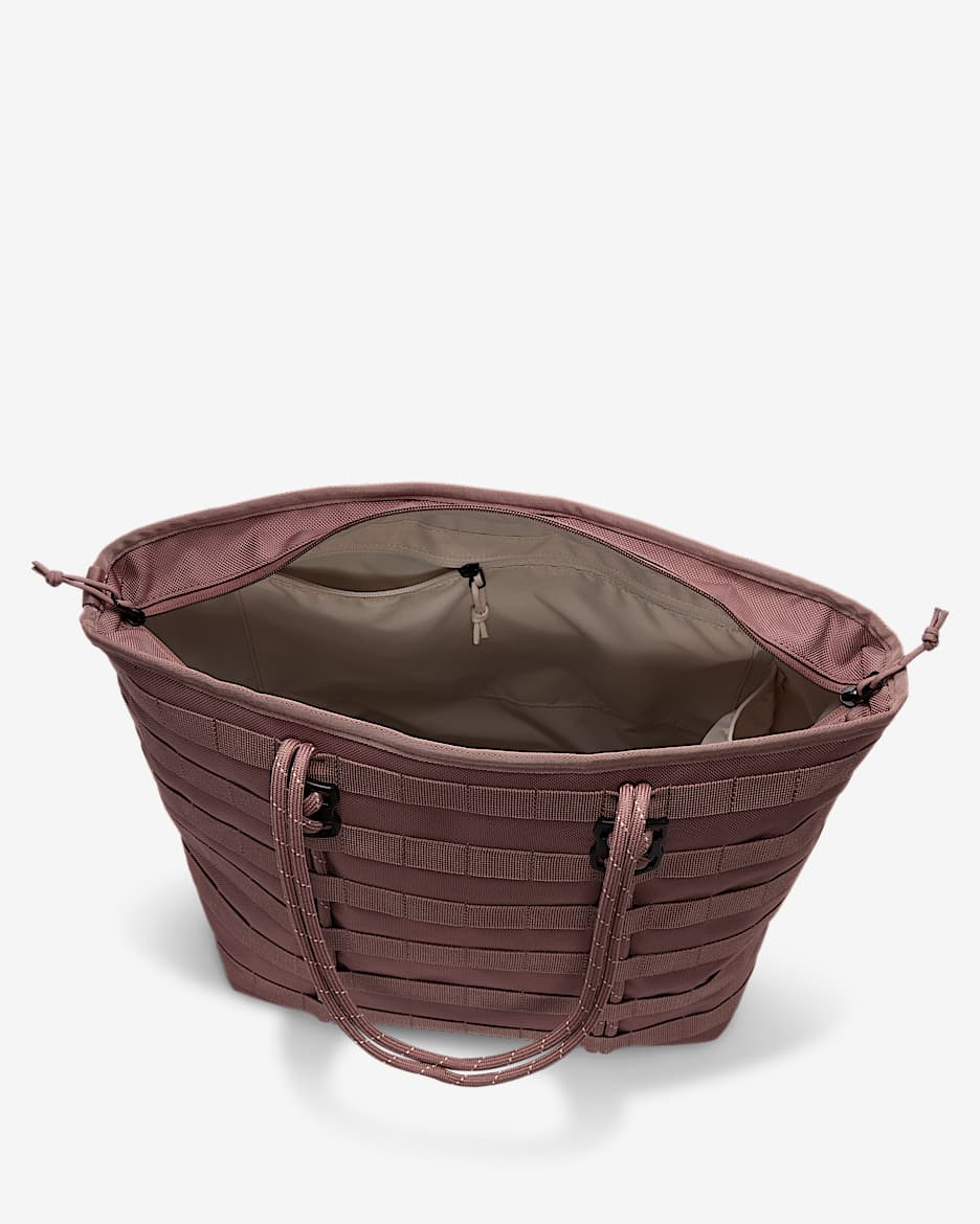 Nike Sportswear RPM Tote (26L). Nike.com