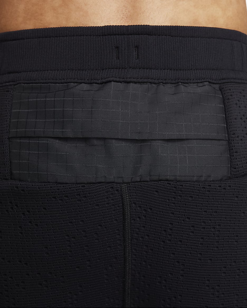 Nike APS Men's Therma-FIT Versatile Trousers. Nike HR