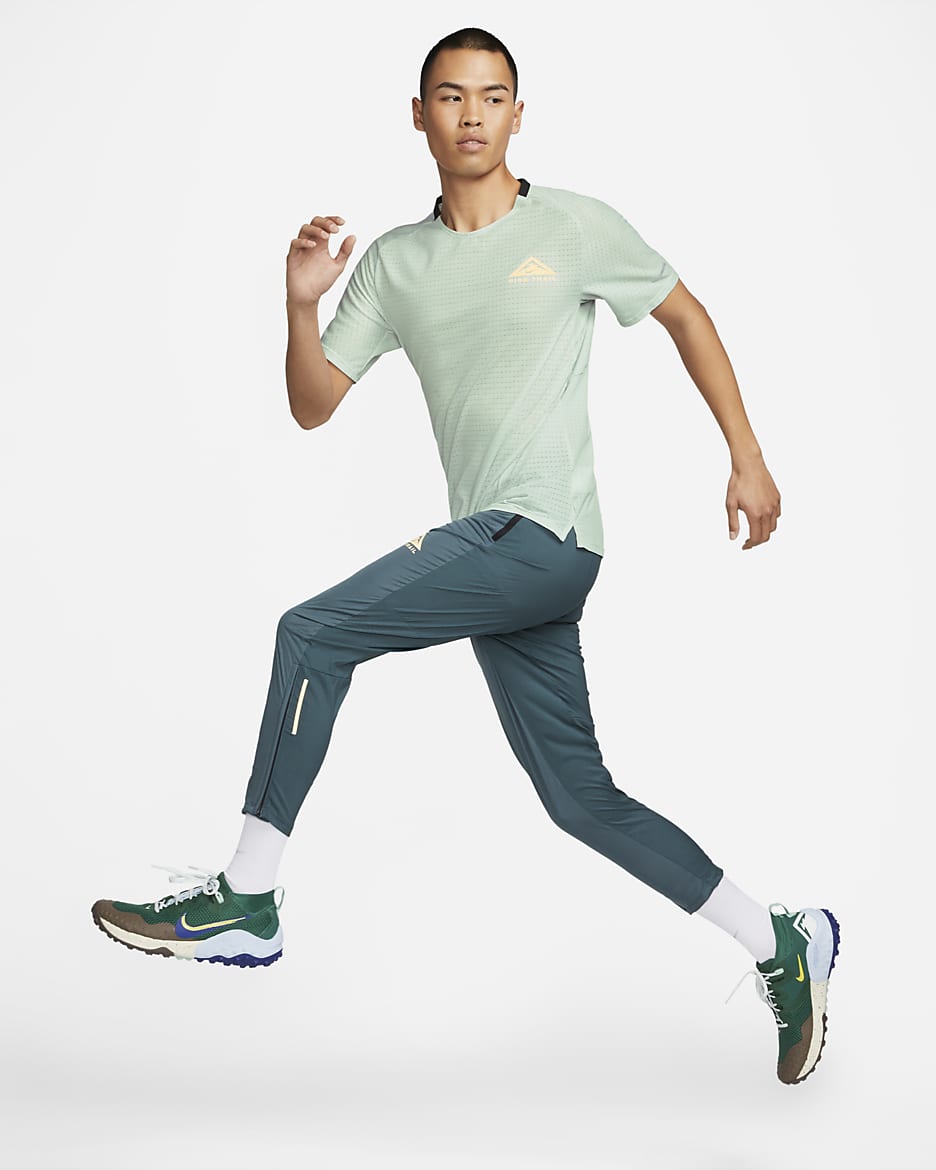 Nike Dri-FIT Trail Solar Chase Men's Short-Sleeve Trail Running Top ...