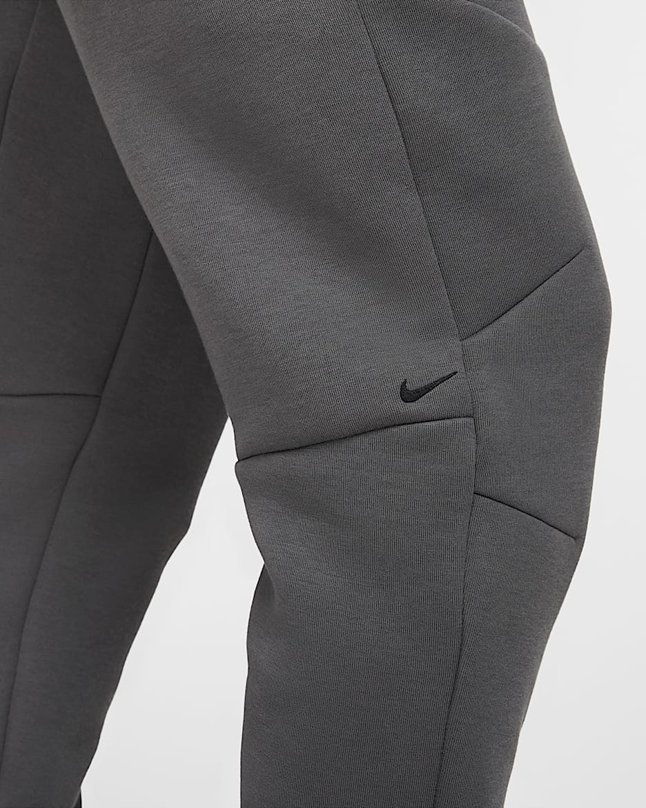 Nike Sportswear Tech Men's Fleece Joggers. Nike BG