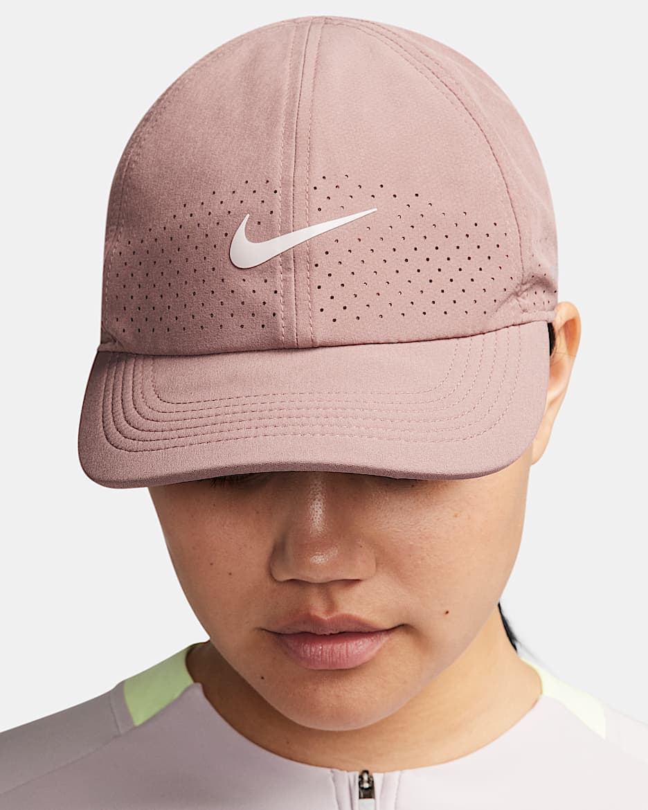 Nike Dri-FIT ADV Club Unstructured Tennis Cap. Nike IN