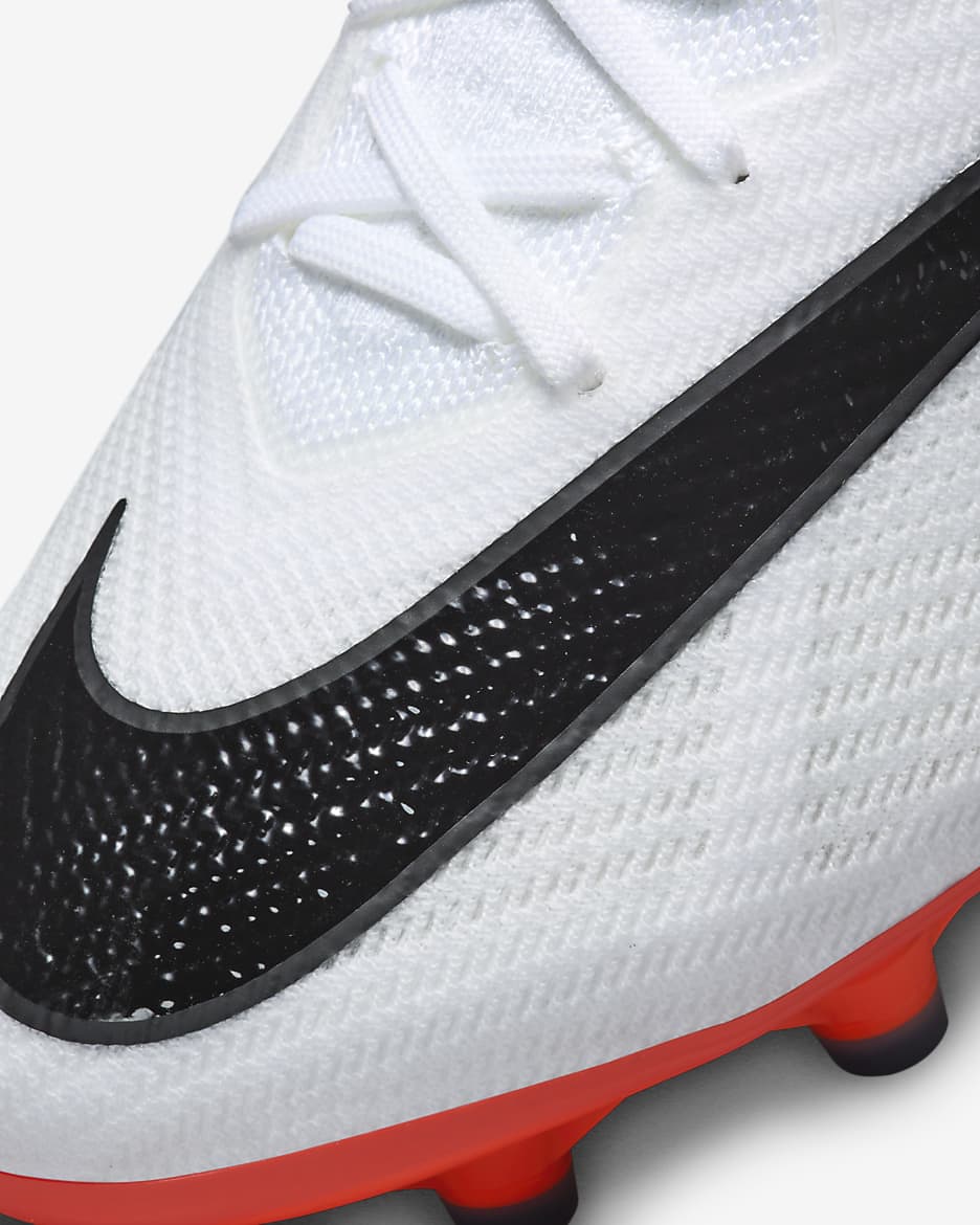 Tacos de fútbol de corte high para pasto artificial Nike Mercurial ...