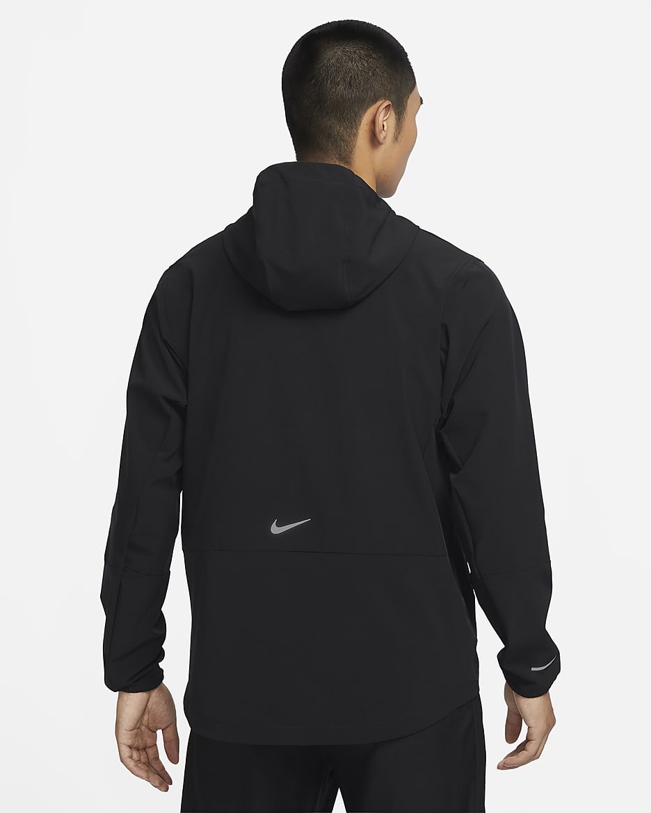 Nike Unlimited Men's Repel Hooded Versatile Jacket. Nike IN
