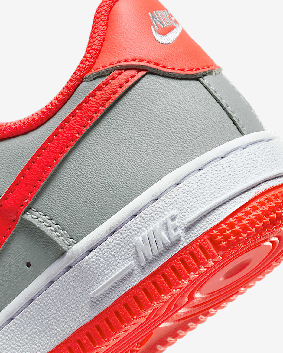 Nike Force 1 Younger Kids' Shoes. Nike HR