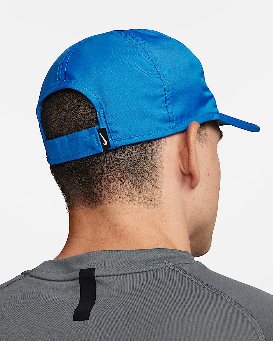 Nike Dri-FIT Club Unstructured Featherlight Cap. Nike.com