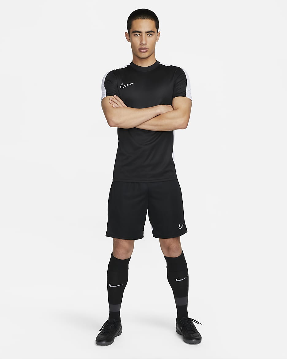 Nike Dri-FIT Academy Men's Short-Sleeve Football Top. Nike IN