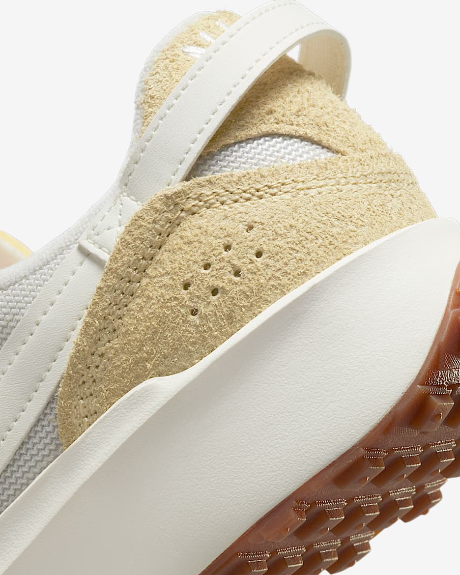 Nike Waffle Debut Vintage Women's Shoes. Nike PH
