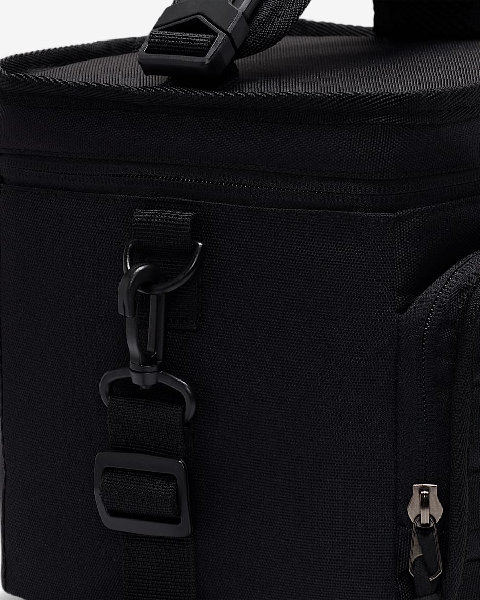 Nike Futura Sportswear Lunch Tote Lunch Bag (6.75L). Nike.com