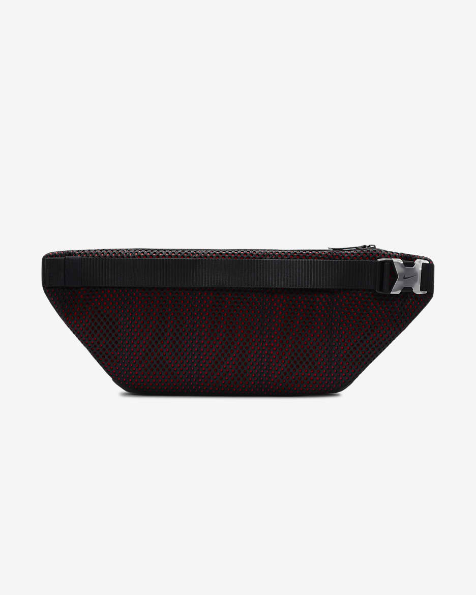 LeBron Hip Pack (10L). Nike MY