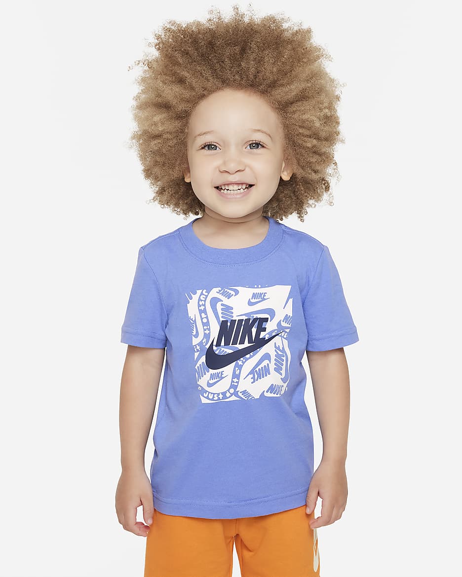 Playera infantil Nike Brandmark Square Basic Tee. Nike.com