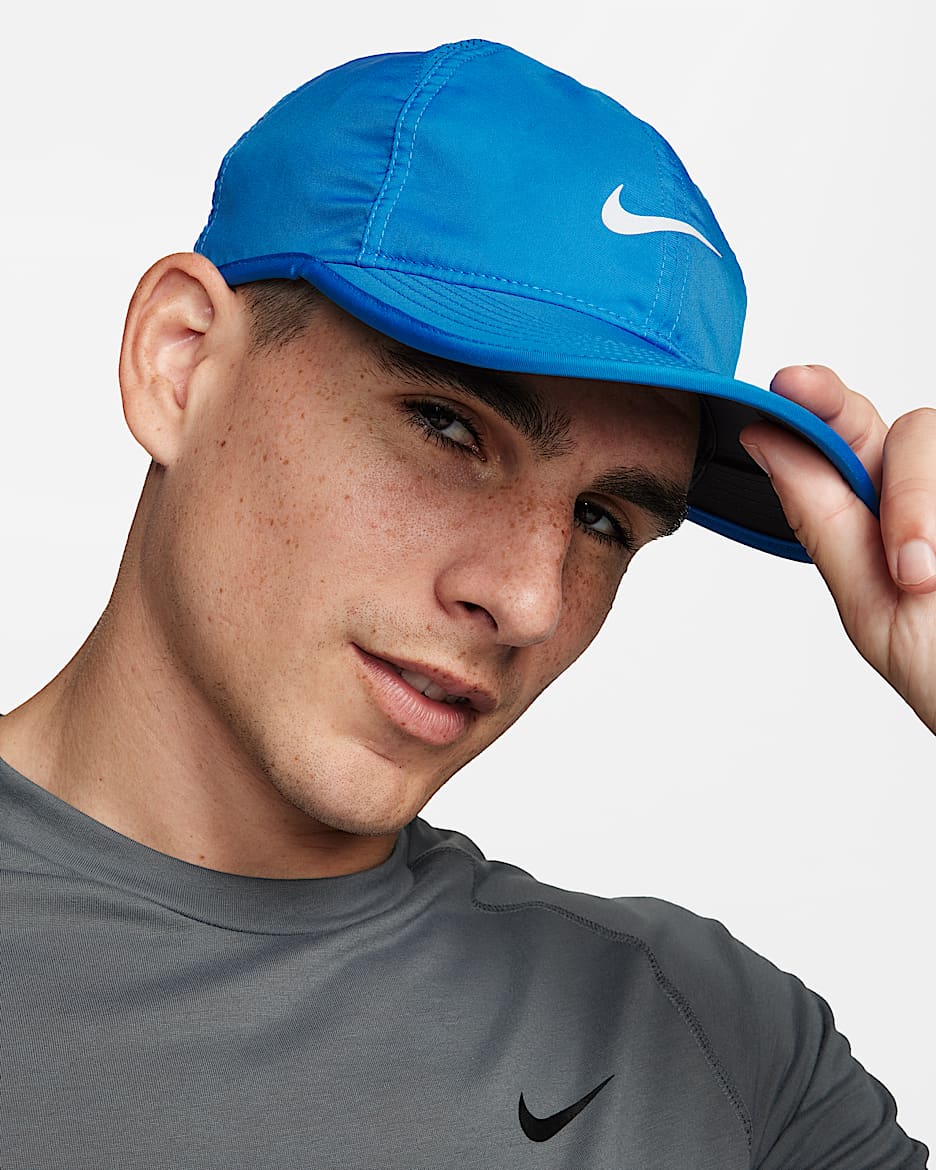 Nike Dri-FIT Club Unstructured Featherlight Cap. Nike.com