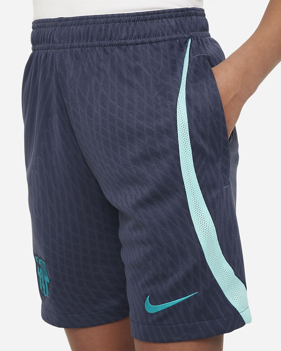 F.C. Barcelona Strike Third Older Kids' Nike Dri-FIT Football Knit Shorts. Nike IL