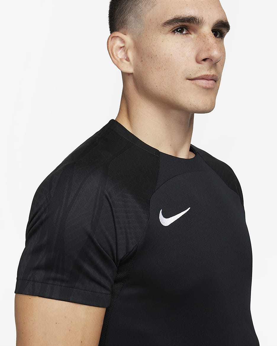 Nike Dri-FIT Strike 3 Men's Short-Sleeve Football Shirt (Stock). Nike DK