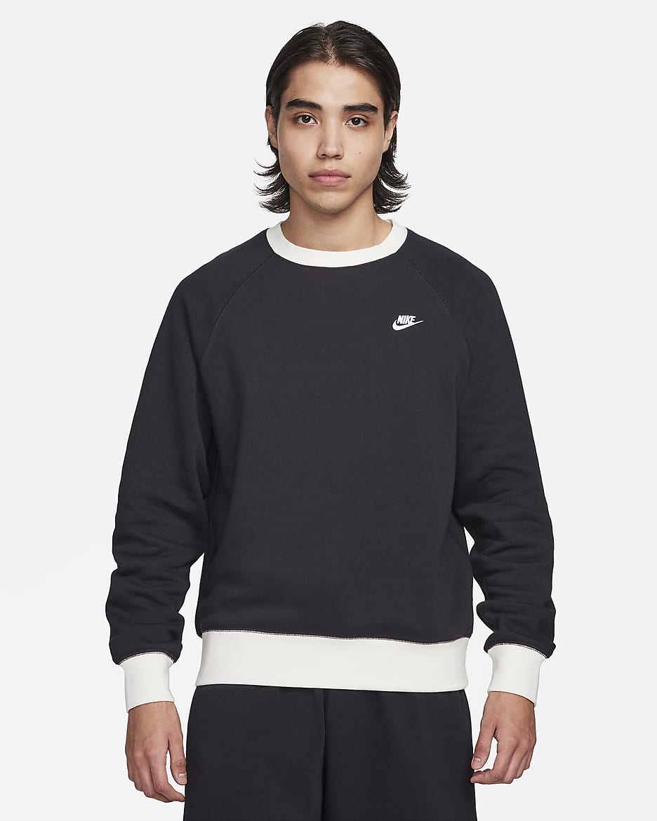 Nike Club Fleece Men's Long-Sleeve Raglan Crew. Nike IE