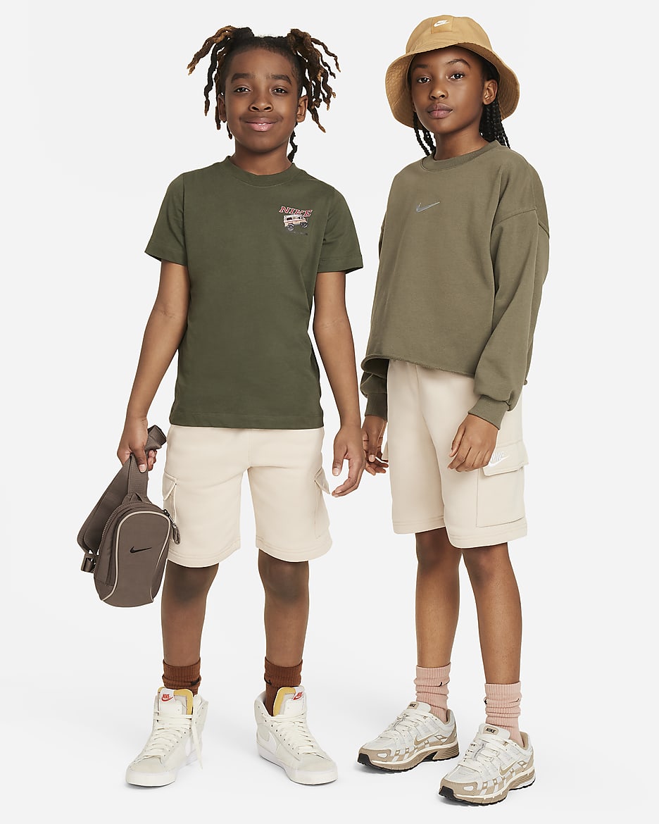 Nike Sportswear Club Fleece Big Kids' Cargo Shorts. Nike.com