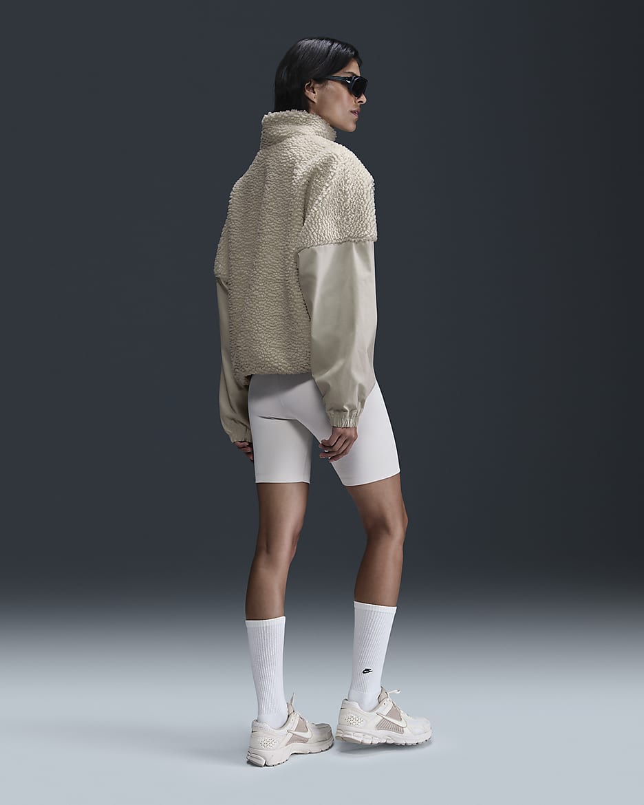 Nike Sportswear Essential Women's Oversized Cosy Jacket. Nike IL